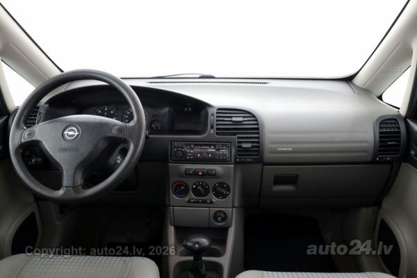 Grey Opel Zafira 2003 in Tallinn, with an engine capacity of 2.00 L and mileage of 184 thousand km for 1399 €, photo 5 on AUTOMOTO.COM.LV