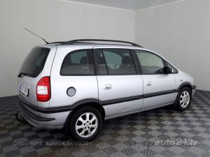 Pelēks Opel Zafira 2003 Tallina, ar dzinēja tilpumu 2.20 L un nobraukumu 245 tūkst. km par 999 €, foto 4 vietnē AUTOMOTO.COM.LV