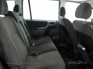Pelēks Opel Zafira 2003 Tallina, ar dzinēja tilpumu 2.20 L un nobraukumu 245 tūkst. km par 999 €, foto 8 vietnē AUTOMOTO.COM.LV