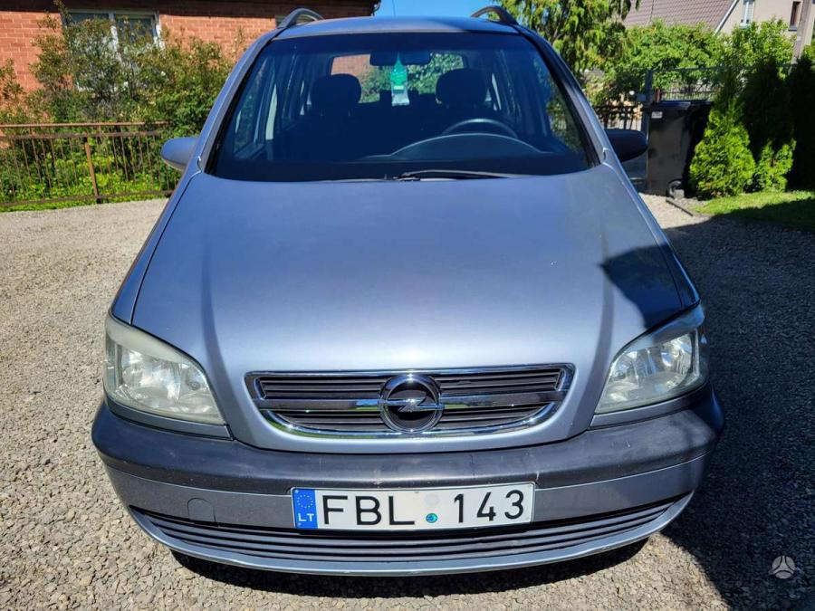 Pelēks Opel Zafira 2003 Šauļi, ar dzinēja tilpumu 2.00 L un nobraukumu 199 tūkst. km par 999 €, foto 3 vietnē AUTOMOTO.COM.LV