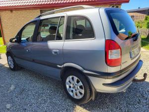 Pelēks Opel Zafira 2003 Šauļi, ar dzinēja tilpumu 2.00 L un nobraukumu 199 tūkst. km par 999 €, foto 5 vietnē AUTOMOTO.COM.LV