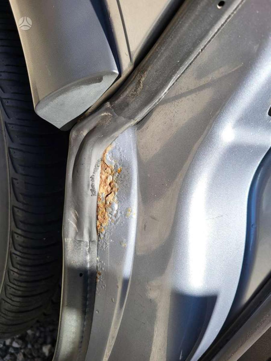 Pelēks Opel Zafira 2003 Šauļi, ar dzinēja tilpumu 2.00 L un nobraukumu 199 tūkst. km par 999 €, foto 15 vietnē AUTOMOTO.COM.LV