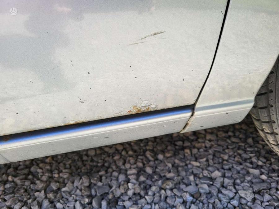 Pelēks Opel Zafira 2003 Šauļi, ar dzinēja tilpumu 2.00 L un nobraukumu 199 tūkst. km par 999 €, foto 16 vietnē AUTOMOTO.COM.LV