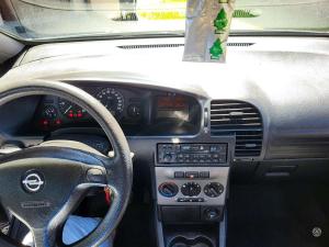 Pelēks Opel Zafira 2003 Šauļi, ar dzinēja tilpumu 2.00 L un nobraukumu 199 tūkst. km par 999 €, foto 21 vietnē AUTOMOTO.COM.LV