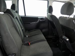 Pelēks Opel Zafira 2003 Tallina, ar dzinēja tilpumu 2.20 L un nobraukumu 245 tūkst. km par 799 €, foto 16 vietnē AUTOMOTO.COM.LV