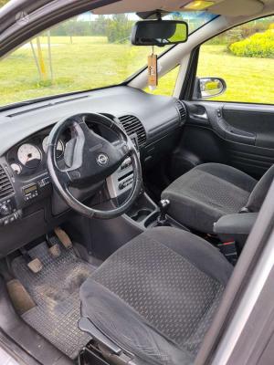 Grey Opel Zafira 2003 in Marijampole, with an engine capacity of 2.17 L and mileage of 260 thousand km for 900 €, photo 6 on AUTOMOTO.COM.LV
