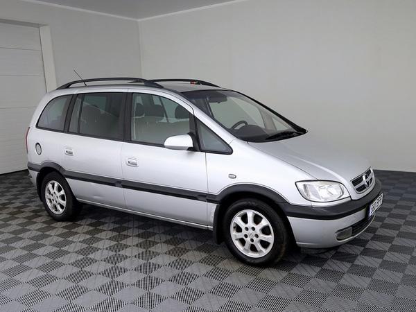 Grey Opel Zafira 2003 in Tallinn, with an engine capacity of 2.20 L and mileage of 245 thousand km for 699 €, photo 1 on AUTOMOTO.COM.LV