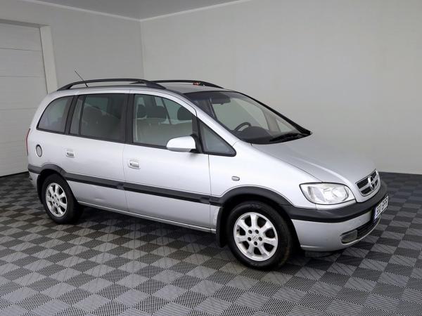 Grey Opel Zafira 2003 in Tallinn, with an engine capacity of 2.20 L and mileage of 245 thousand km for 699 €, photo 9 on AUTOMOTO.COM.LV