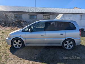 Pelēks Opel Zafira 2004 Rakvere, ar dzinēja tilpumu 2.20 L un nobraukumu 0 tūkst. km par 999 €, foto 5 vietnē AUTOMOTO.COM.LV