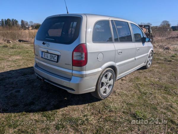 Grey Opel Zafira 2004 in Rakvere, with an engine capacity of 2.20 L and mileage of 0 thousand km for 999 €, photo 7 on AUTOMOTO.COM.LV