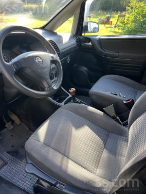 Grey Opel Zafira 2004 in Kuldiga, with an engine capacity of 2.00 L and mileage of 366 thousand km for 600 €, photo 7 on AUTOMOTO.COM.LV