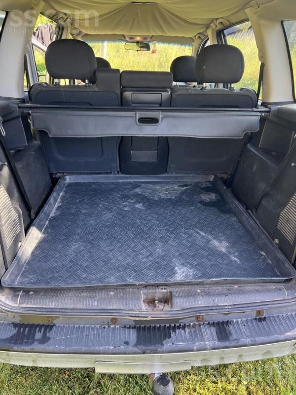 Grey Opel Zafira 2004 in Kuldiga, with an engine capacity of 2.00 L and mileage of 366 thousand km for 600 €, photo 8 on AUTOMOTO.COM.LV