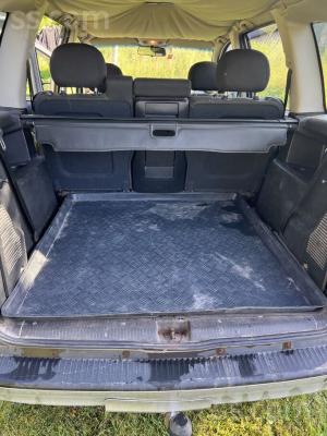 Grey Opel Zafira 2004 in Kuldiga, with an engine capacity of 2.00 L and mileage of 366 thousand km for 600 €, photo 9 on AUTOMOTO.COM.LV
