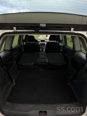 Pelēks Opel Zafira 2005 Talsi, ar dzinēja tilpumu 1.90 L un nobraukumu 399 tūkst. km par 1295 €, foto 8 vietnē AUTOMOTO.COM.LV