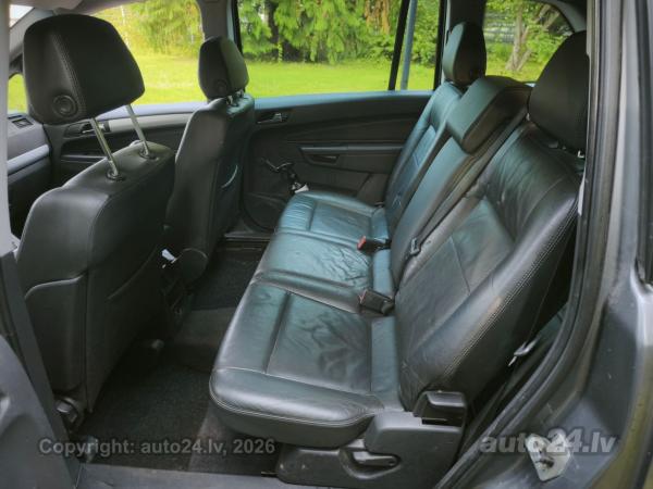 Pelēks Opel Zafira 2005 Tartu, ar dzinēja tilpumu 1.90 L un nobraukumu 277 tūkst. km par 1499 €, foto 8 vietnē AUTOMOTO.COM.LV