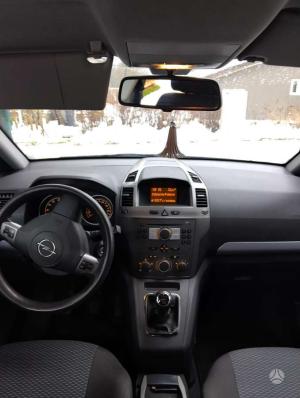 Pelēks Opel Zafira 2006 Viļņa, ar dzinēja tilpumu 2.20 L un nobraukumu 250 tūkst. km par 1950 €, foto 11 vietnē AUTOMOTO.COM.LV