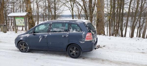Grey Opel Zafira 2006 in Ogre, with an engine capacity of 1.90 L and mileage of 190 thousand km for 1200 €, photo 1 on AUTOMOTO.COM.LV