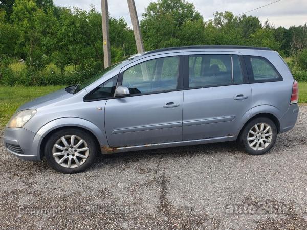 Grey Opel Zafira 2006 in Rapla, with an engine capacity of 1.90 L and mileage of 290 thousand km for 600 €, photo 1 on AUTOMOTO.COM.LV
