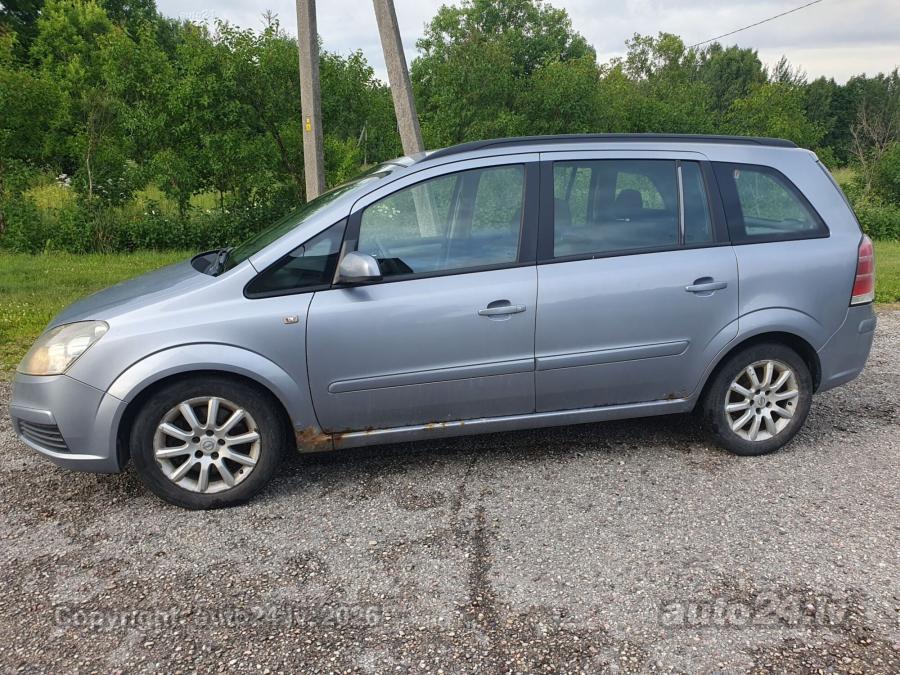 Grey Opel Zafira 2006 in Rapla, with an engine capacity of 1.90 L and mileage of 290 thousand km for 600 €, photo 1 on AUTOMOTO.COM.LV