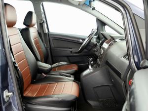Pelēks Opel Zafira 2006 Tallina, ar dzinēja tilpumu 2.20 L un nobraukumu 265 tūkst. km par 899 €, foto 7 vietnē AUTOMOTO.COM.LV