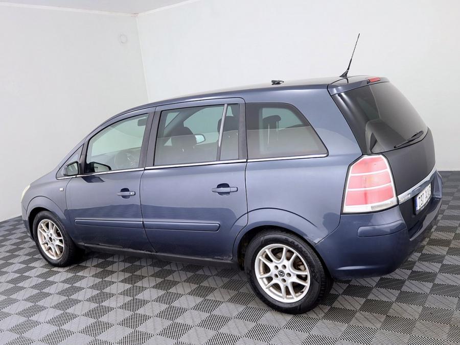Pelēks Opel Zafira 2006 Tallina, ar dzinēja tilpumu 2.20 L un nobraukumu 265 tūkst. km par 899 €, foto 13 vietnē AUTOMOTO.COM.LV