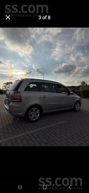 Grey Opel Zafira 2006 in Aizkraukle, with an engine capacity of 1.90 L and mileage of 270 thousand km for 1200 €, photo 4 on AUTOMOTO.COM.LV