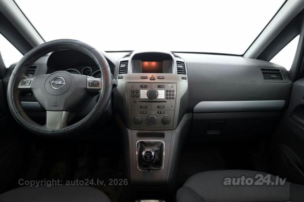 Grey Opel Zafira 2007 in Tallinn, with an engine capacity of 1.80 L and mileage of 259 thousand km for 1799 €, photo 5 on AUTOMOTO.COM.LV
