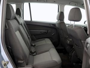 Pelēks Opel Zafira 2007 Tallina, ar dzinēja tilpumu 1.80 L un nobraukumu 259 tūkst. km par 1499 €, foto 8 vietnē AUTOMOTO.COM.LV