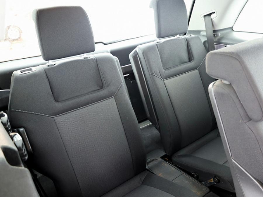 Pelēks Opel Zafira 2007 Tallina, ar dzinēja tilpumu 1.80 L un nobraukumu 259 tūkst. km par 1499 €, foto 9 vietnē AUTOMOTO.COM.LV