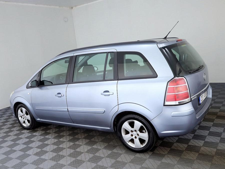 Pelēks Opel Zafira 2007 Tallina, ar dzinēja tilpumu 1.80 L un nobraukumu 259 tūkst. km par 1499 €, foto 13 vietnē AUTOMOTO.COM.LV