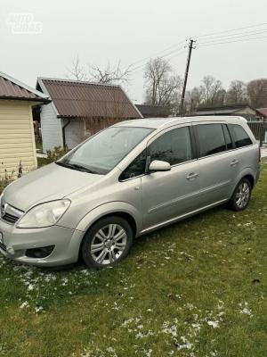 Pelēks Opel Zafira 2008 Akmenė, ar dzinēja tilpumu 1.70 L un nobraukumu 294 tūkst. km par 1650 €, foto 4 vietnē AUTOMOTO.COM.LV