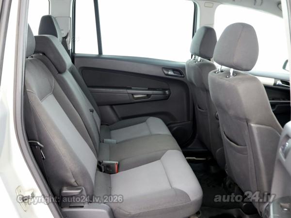 Grey Opel Zafira 2008 in Tallinn, with an engine capacity of 1.90 L and mileage of 346 thousand km for 1999 €, photo 7 on AUTOMOTO.COM.LV