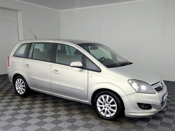 Pelēks Opel Zafira 2008 Tallina, ar dzinēja tilpumu 1.90 L un nobraukumu 346 tūkst. km par 1899 €, foto 1 vietnē AUTOMOTO.COM.LV