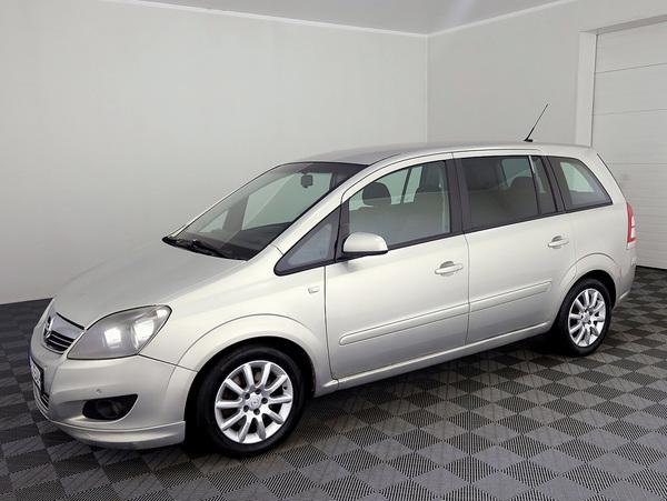 Pelēks Opel Zafira 2008 Tallina, ar dzinēja tilpumu 1.90 L un nobraukumu 346 tūkst. km par 1899 €, foto 3 vietnē AUTOMOTO.COM.LV