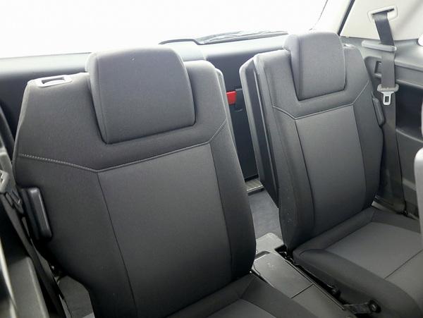 Pelēks Opel Zafira 2008 Tallina, ar dzinēja tilpumu 1.90 L un nobraukumu 346 tūkst. km par 1899 €, foto 9 vietnē AUTOMOTO.COM.LV