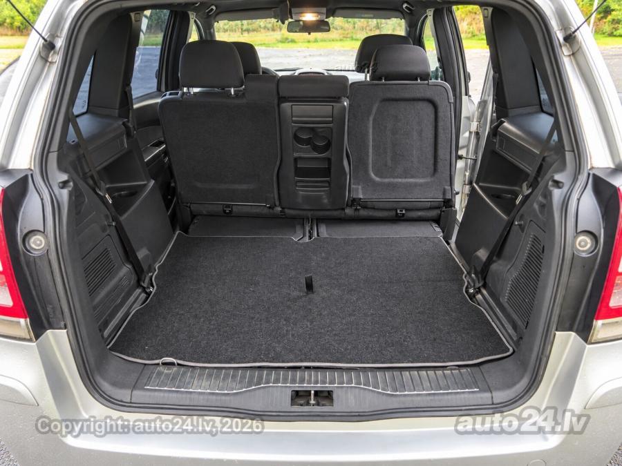 Pelēks Opel Zafira 2008 Tartu, ar dzinēja tilpumu 1.70 L un nobraukumu 223 tūkst. km par 2200 €, foto 12 vietnē AUTOMOTO.COM.LV