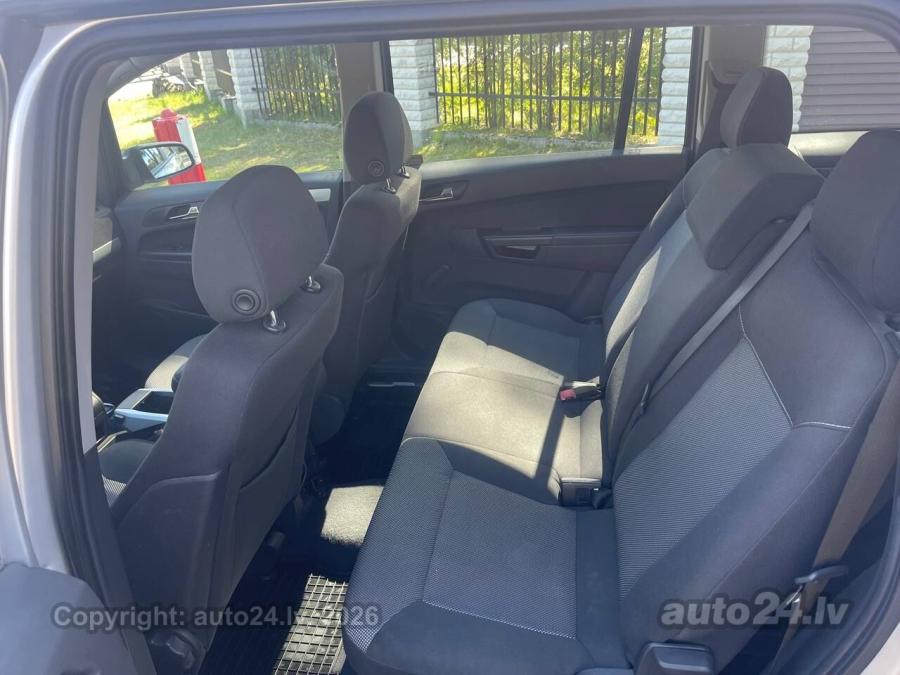 Grey Opel Zafira 2009 in Tallinn, with an engine capacity of 1.80 L and mileage of 125 thousand km for 2199 €, photo 7 on AUTOMOTO.COM.LV