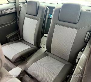 Grey Opel Zafira 2009 in Tallinn, with an engine capacity of 1.80 L and mileage of 125 thousand km for 2199 €, photo 8 on AUTOMOTO.COM.LV