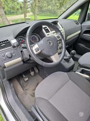 Pelēks Opel Zafira 2009 Kėdainiai, ar dzinēja tilpumu 2.20 L un nobraukumu 138 tūkst. km par 2500 €, foto 9 vietnē AUTOMOTO.COM.LV