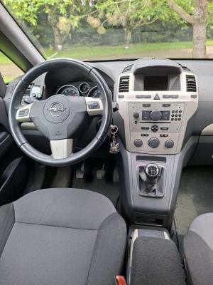 Pelēks Opel Zafira 2009 Kėdainiai, ar dzinēja tilpumu 2.20 L un nobraukumu 138 tūkst. km par 2500 €, foto 13 vietnē AUTOMOTO.COM.LV