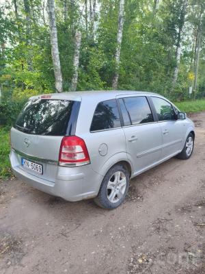 Pelēks Opel Zafira 2009 Dobele, ar dzinēja tilpumu 1.70 L un nobraukumu 187 tūkst. km par 1550 €, foto 4 vietnē AUTOMOTO.COM.LV