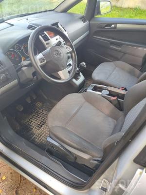 Pelēks Opel Zafira 2009 Dobele, ar dzinēja tilpumu 1.70 L un nobraukumu 187 tūkst. km par 1550 €, foto 8 vietnē AUTOMOTO.COM.LV