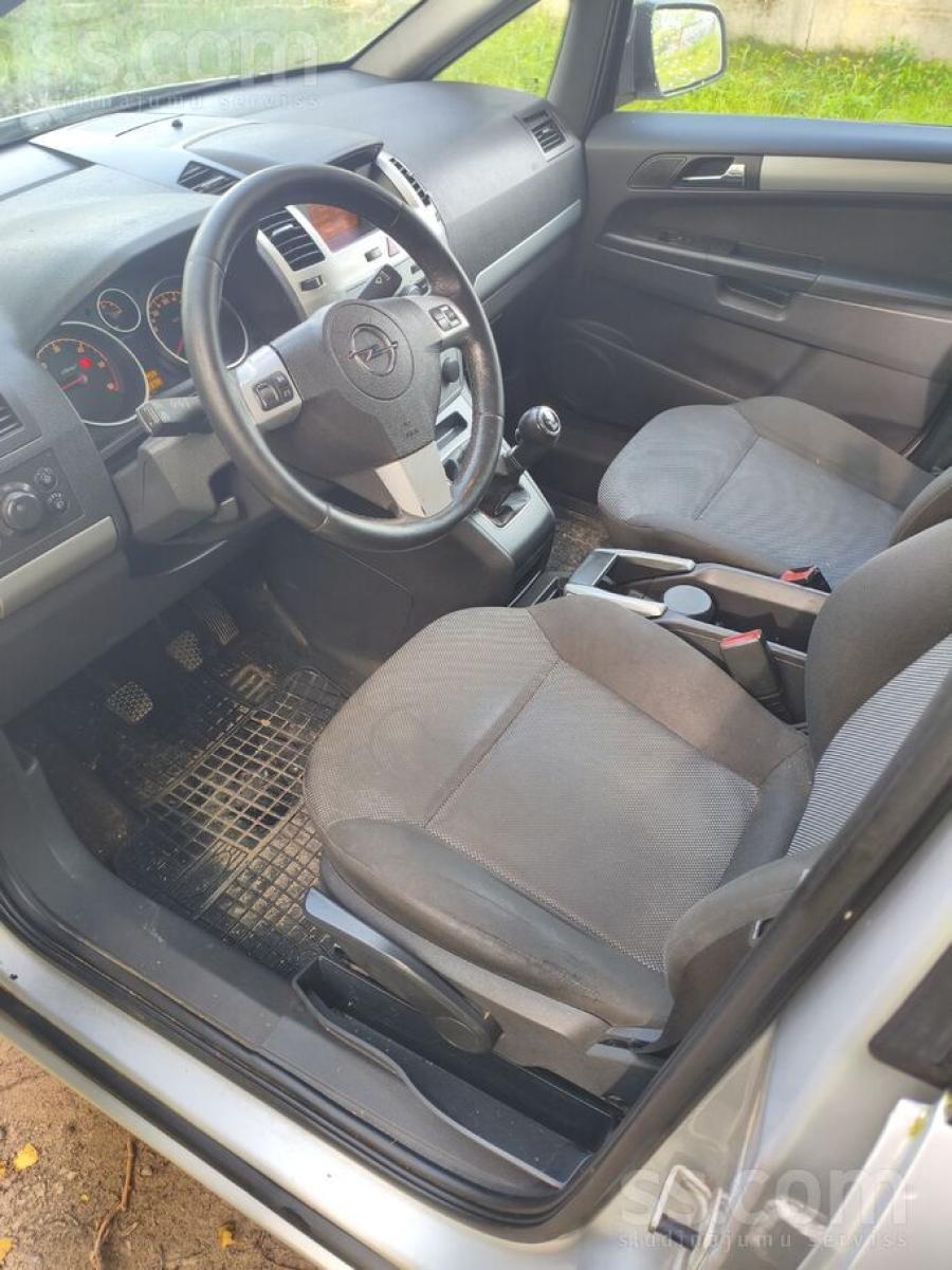 Pelēks Opel Zafira 2009 Dobele, ar dzinēja tilpumu 1.70 L un nobraukumu 187 tūkst. km par 1550 €, foto 8 vietnē AUTOMOTO.COM.LV