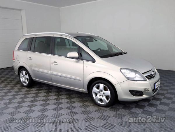 Pelēks Opel Zafira 2010 Tallina, ar dzinēja tilpumu 1.90 L un nobraukumu 256 tūkst. km par 999 €, foto 1 vietnē AUTOMOTO.COM.LV
