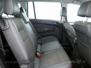 Grey Opel Zafira 2010 in Tallinn, with an engine capacity of 1.90 L and mileage of 256 thousand km for 999 €, photo 7 on AUTOMOTO.COM.LV