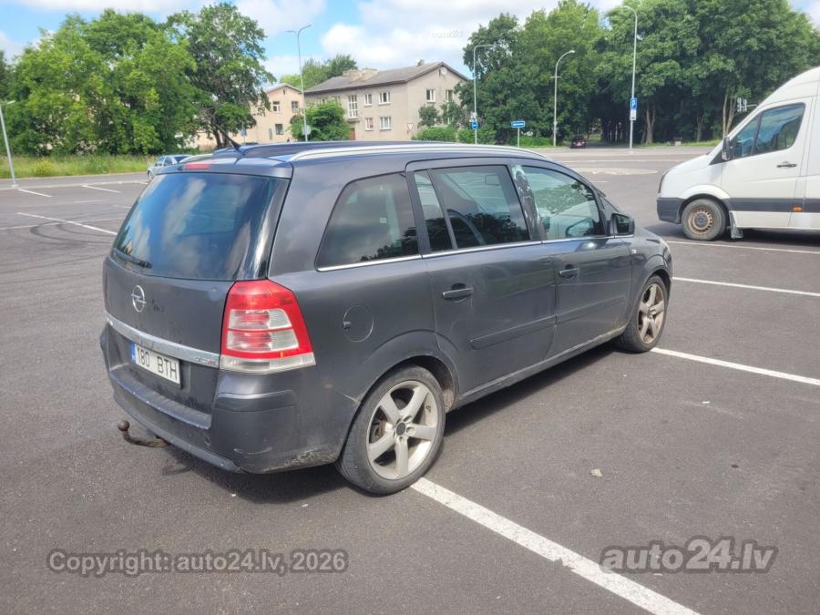 Pelēks Opel Zafira 2010 Narva, ar dzinēja tilpumu 1.70 L un nobraukumu 400 tūkst. km par 1200 €, foto 4 vietnē AUTOMOTO.COM.LV