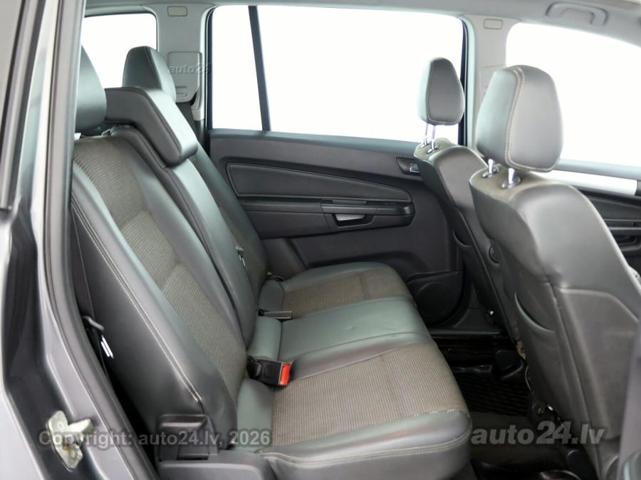 Pelēks Opel Zafira 2010 Tallina, ar dzinēja tilpumu 1.70 L un nobraukumu 398 tūkst. km par 1499 €, foto 8 vietnē AUTOMOTO.COM.LV