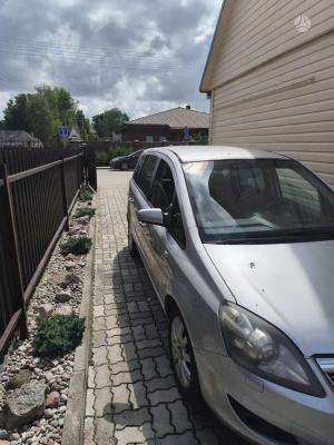 Pelēks Opel Zafira 2010 Marijampole, ar dzinēja tilpumu 1.60 L un nobraukumu 275 tūkst. km par 2200 €, foto 3 vietnē AUTOMOTO.COM.LV