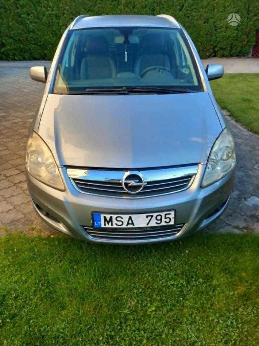 Pelēks Opel Zafira 2010 Mažeikiai, ar dzinēja tilpumu 1.69 L un nobraukumu 410 tūkst. km par 1200 €, foto 1 vietnē AUTOMOTO.COM.LV
