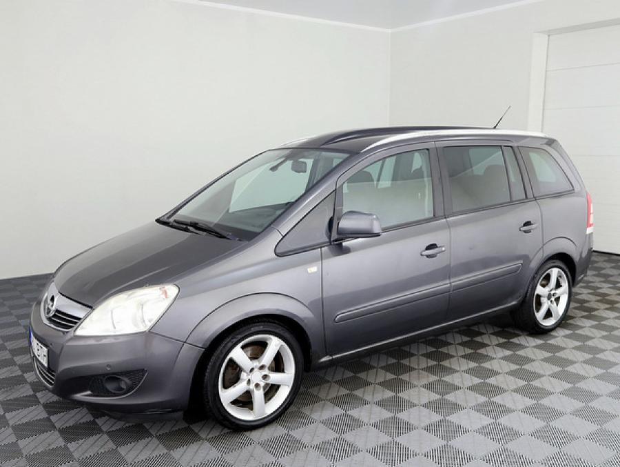 Grey Opel Zafira 2010 in Tallinn, with an engine capacity of 1.70 L and mileage of 398 thousand km for 1299 €, photo 3 on AUTOMOTO.COM.LV